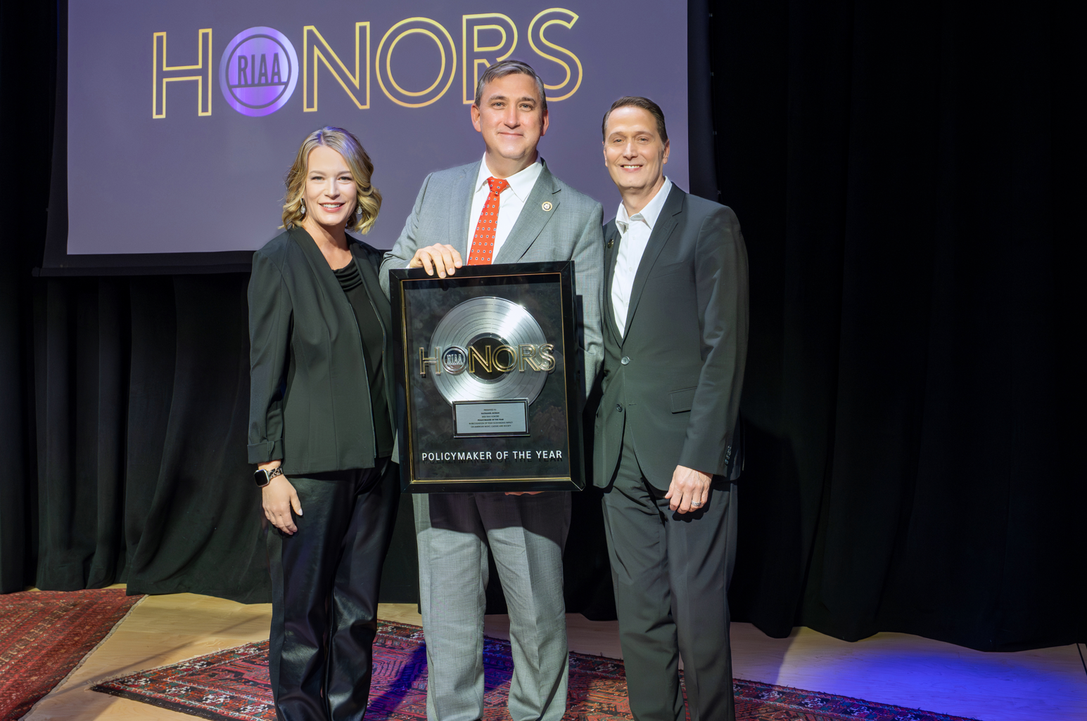 RIAA Honors Celebrates Artist of a Lifetime Garth Brooks, Disney Music ...